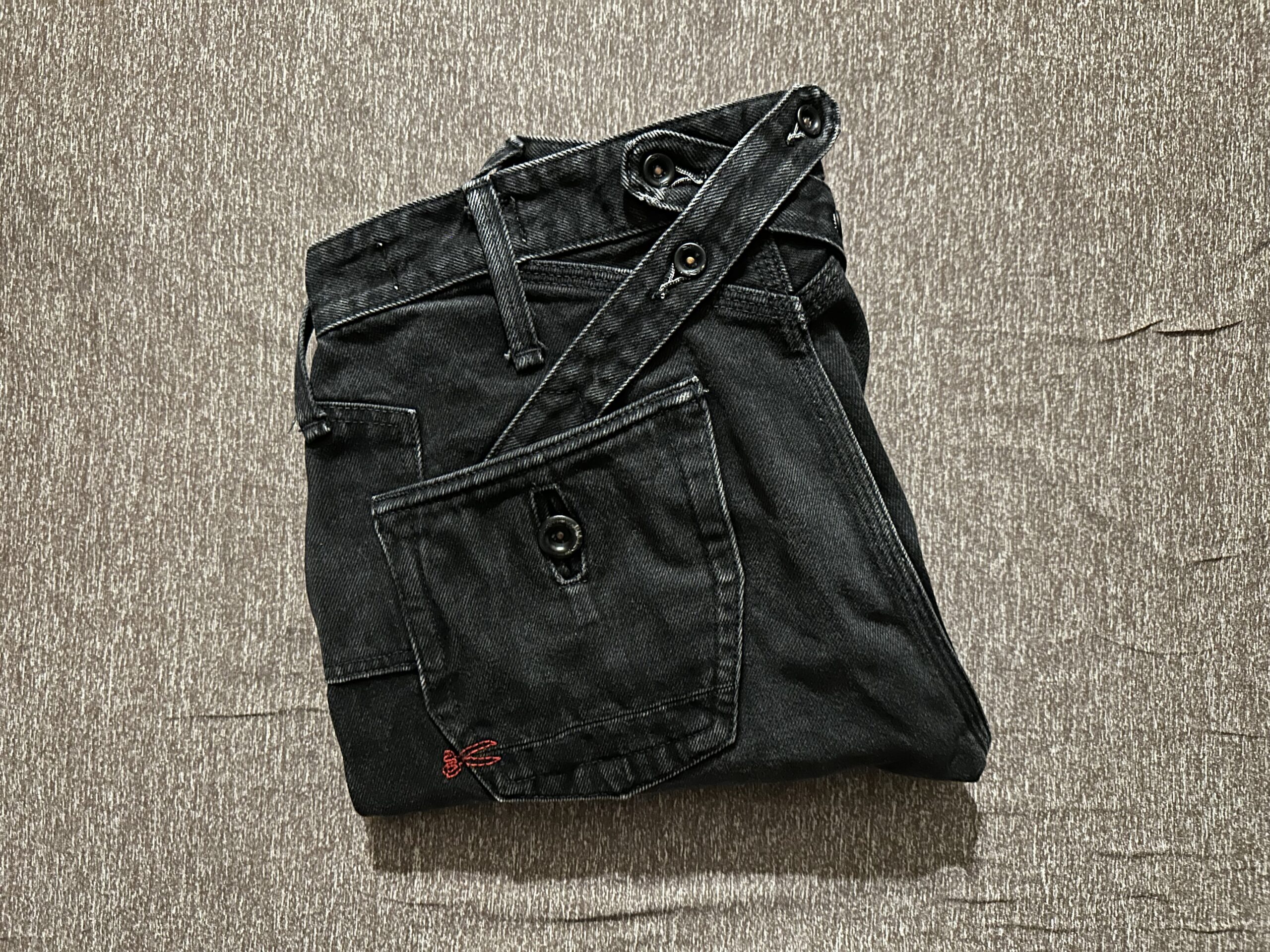 デンハム クロスバックブラックの色落ちと経年変化#5 — HDRブログ「Marsh of HDR」